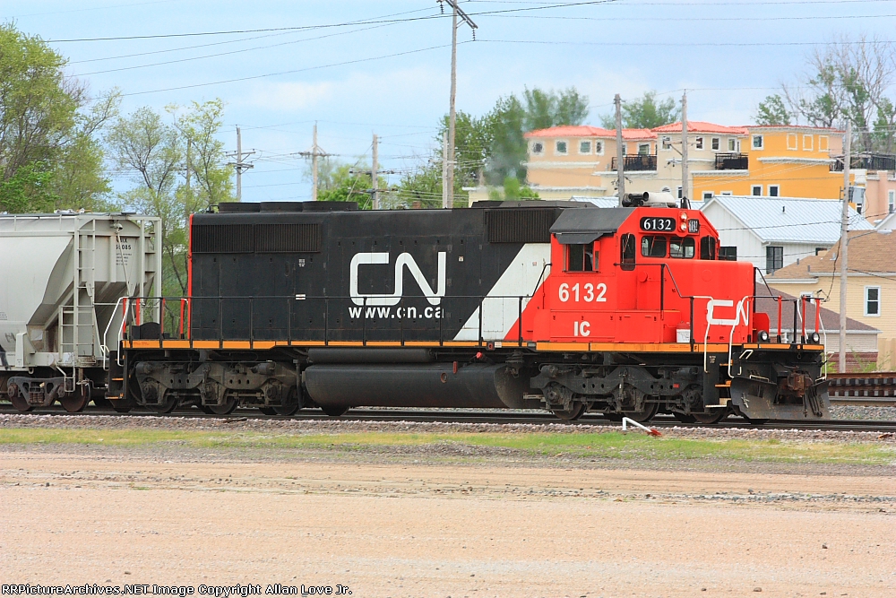 CN 6132 east